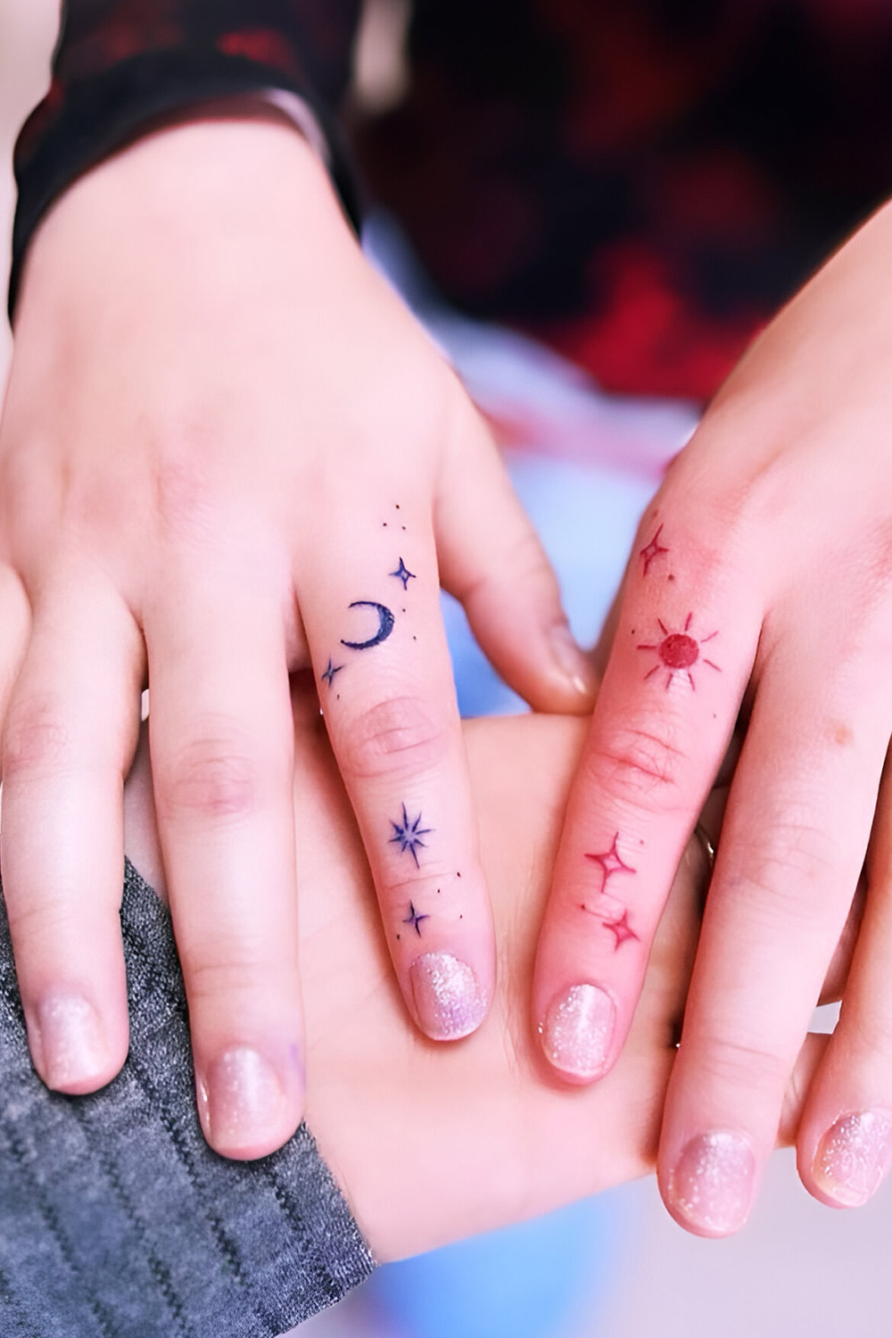 22 Unique Finger Heart Tattoos to Make Your Love Last Forever