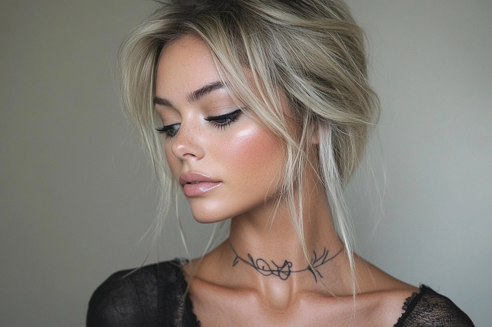 14 Neck Tattoos with Names