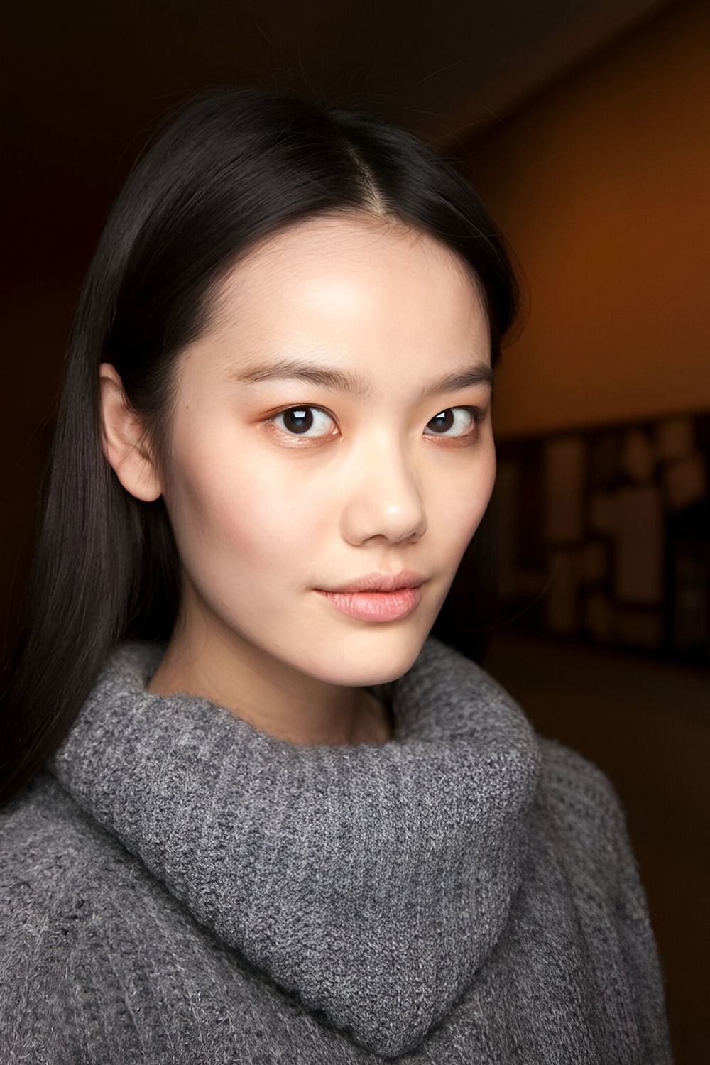 18 Turtle Neck Hairstyles That Say ‘I Woke Up Like This’ (But Better!)