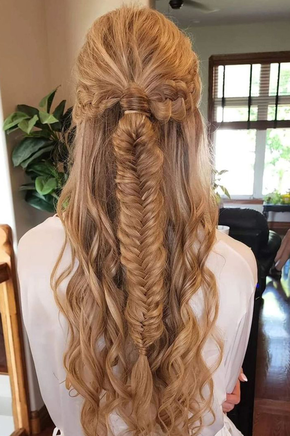 18 Turtle Neck Hairstyles That Say ‘I Woke Up Like This’ (But Better!)