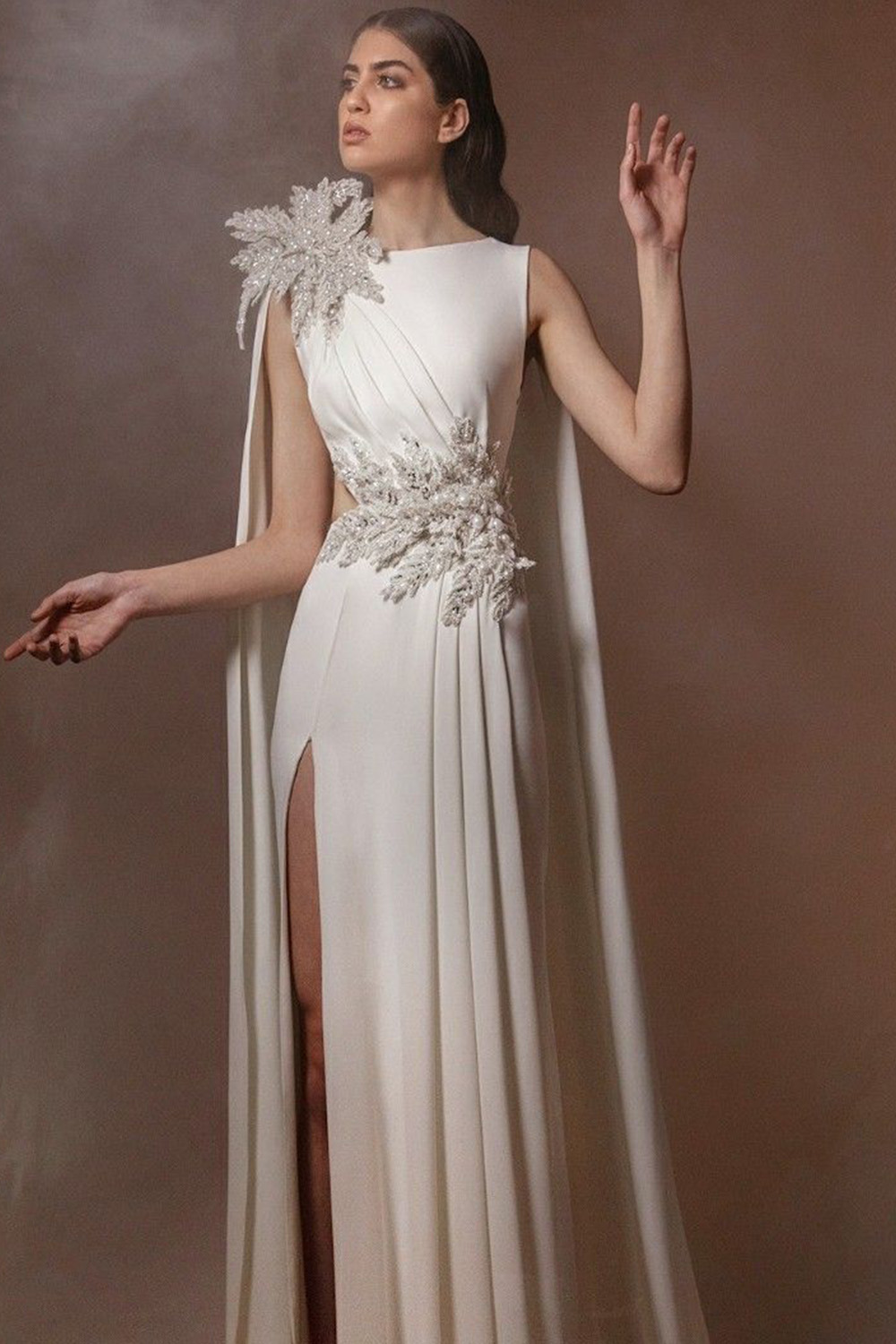 50+ Luxurious Flowing Dresses for Any Special Occasion - Insiderlyfe