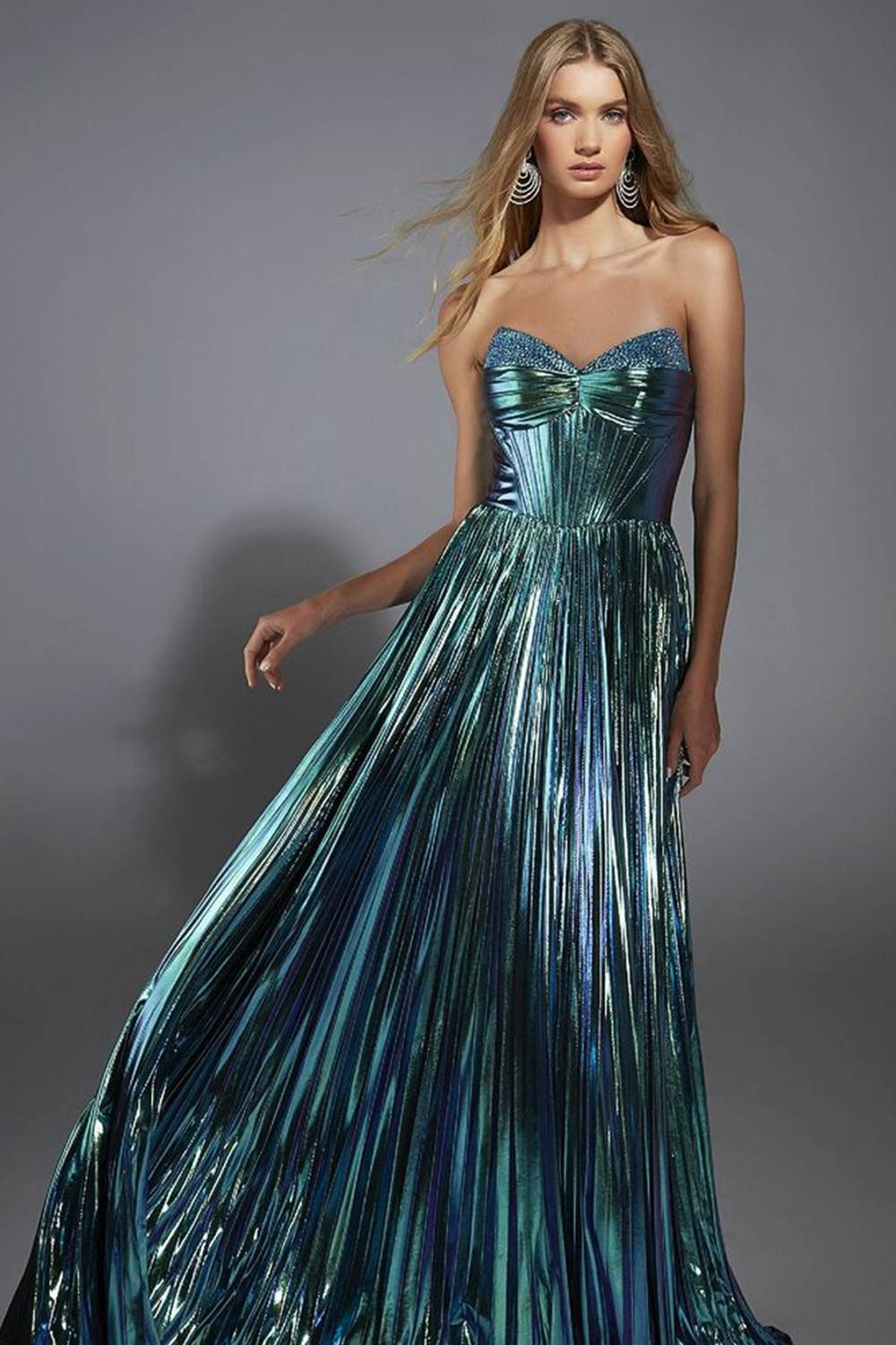 50+ Flowing Fancy Dresses That Define Luxury - Insiderlyfe