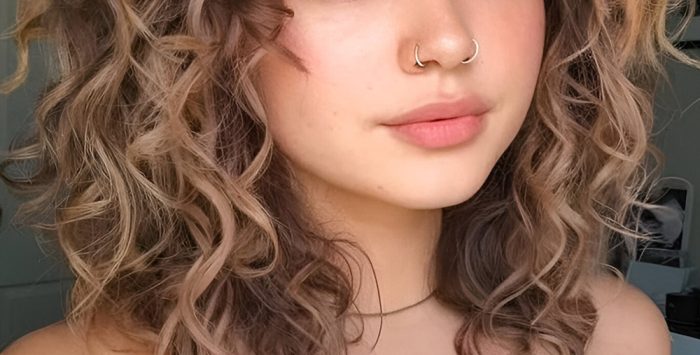 12 Dreamy Butterfly Haircuts for Curly Hair You’ll Love in 2025 - Insiderlyfe