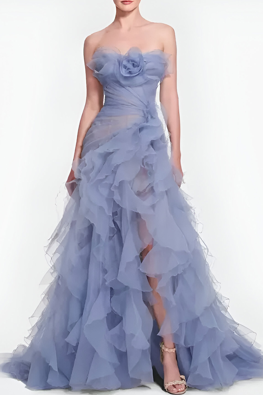 50+ Luxurious Flowing Dresses for Any Special Occasion - Insiderlyfe