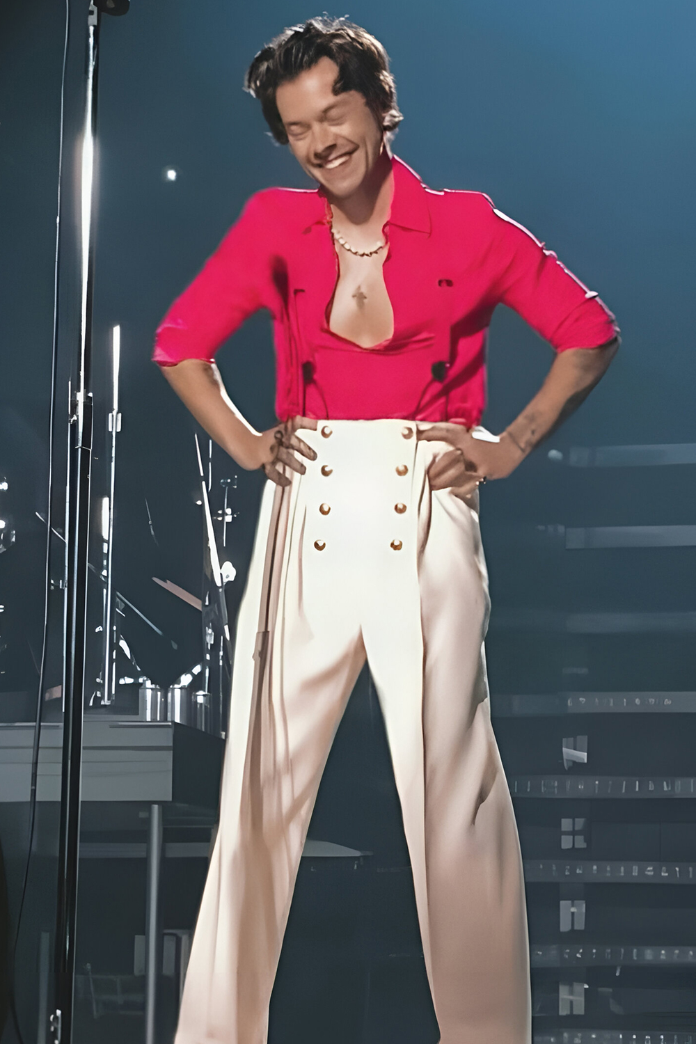 12+ Celebrity Outfit Breakdowns - Insiderlyfe