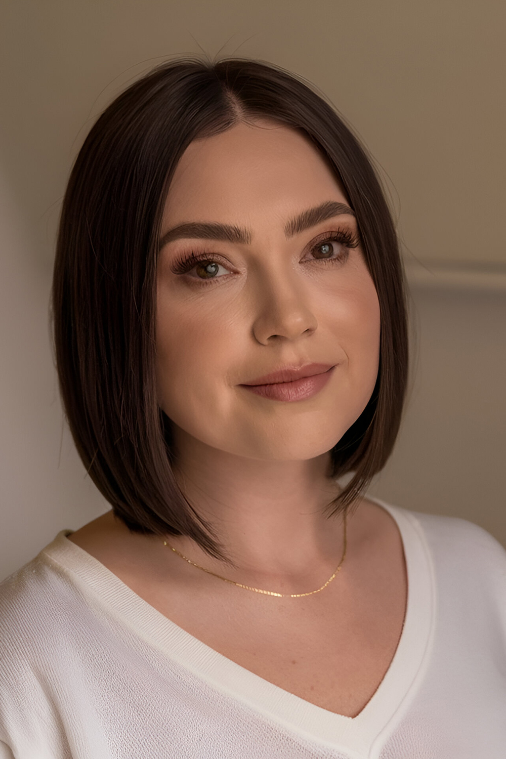 25 Best Bob Cuts That Slim and Define Round Faces - Insiderlyfe