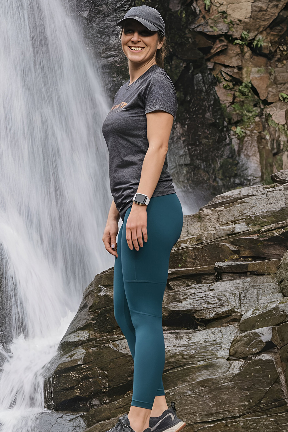 17 Summer Hiking Outfits That Are Cute & Functional - Insiderlyfe