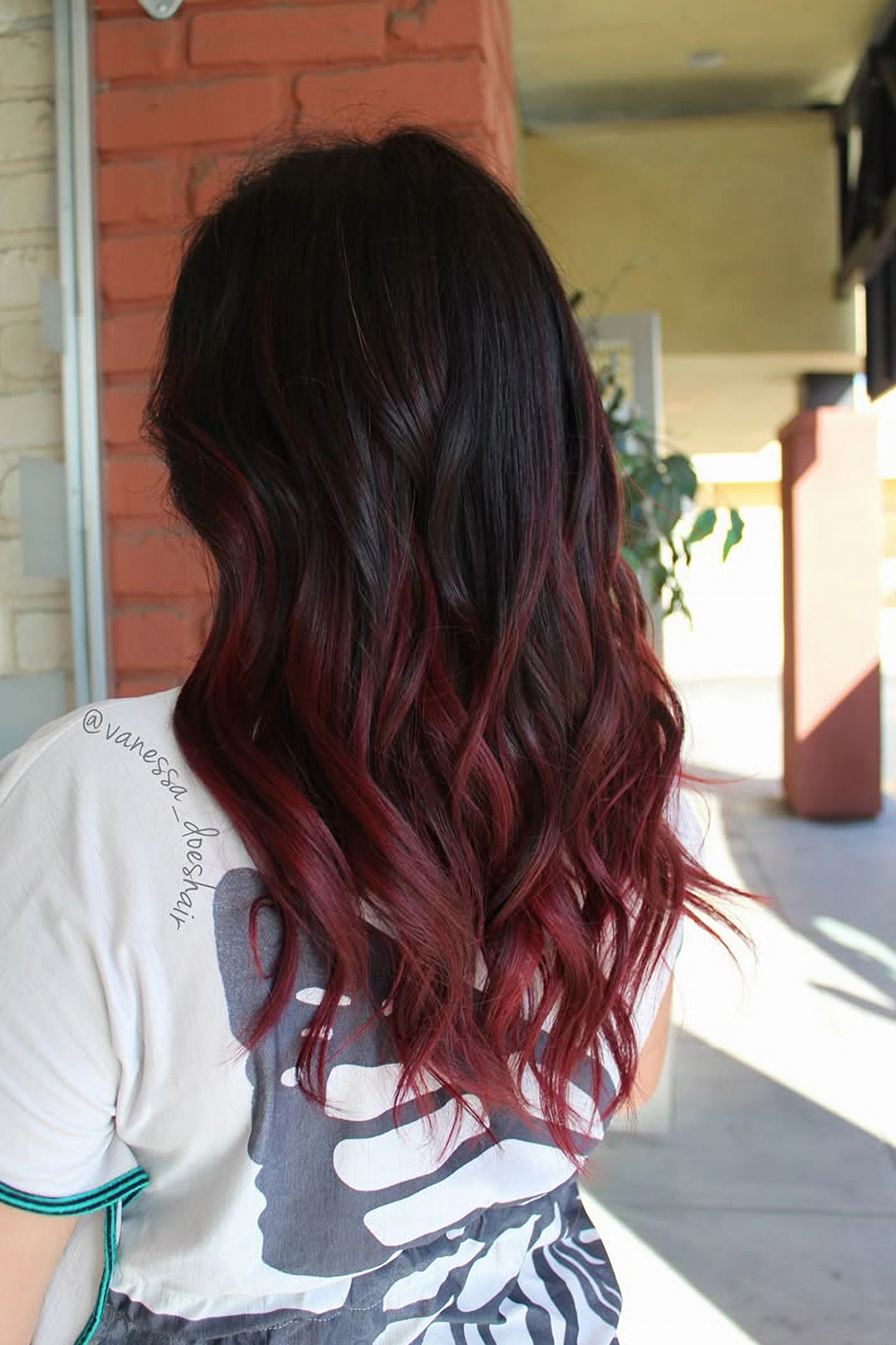 25 Dark Cherry Red Hairstyles That Radiate Power - Insiderlyfe