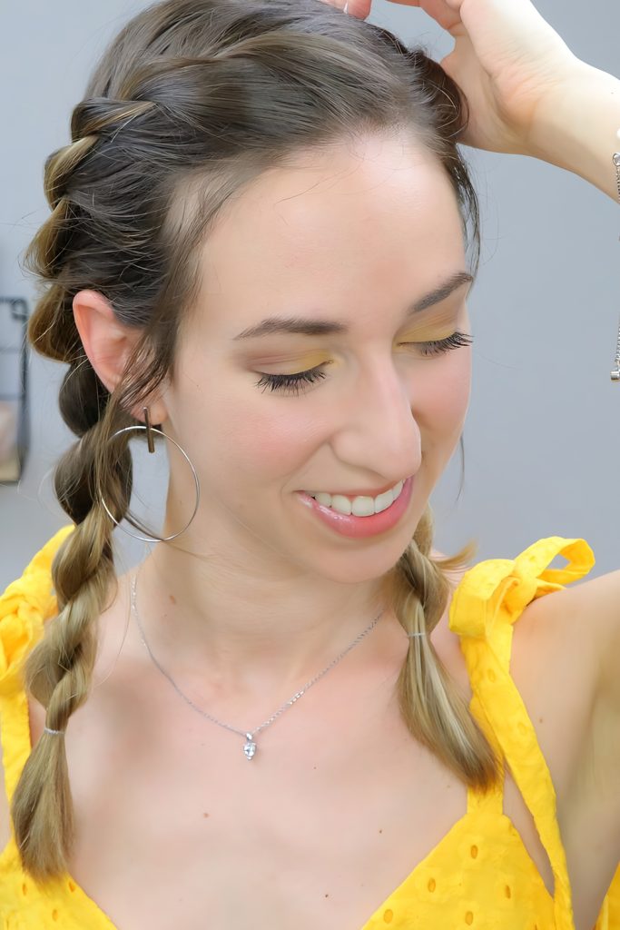 25 Go-To Summer Hairstyles for Effortless Vibes - Insiderlyfe