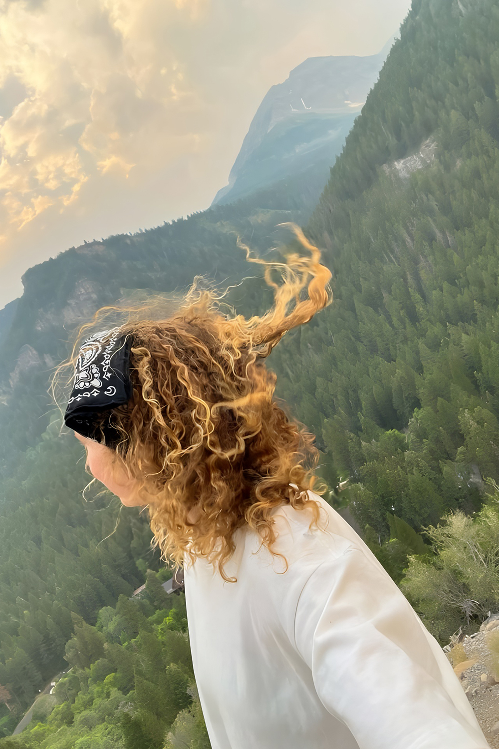 49 Trail-Tested Hairstyles to Keep Your Hair in Place While Hiking ...