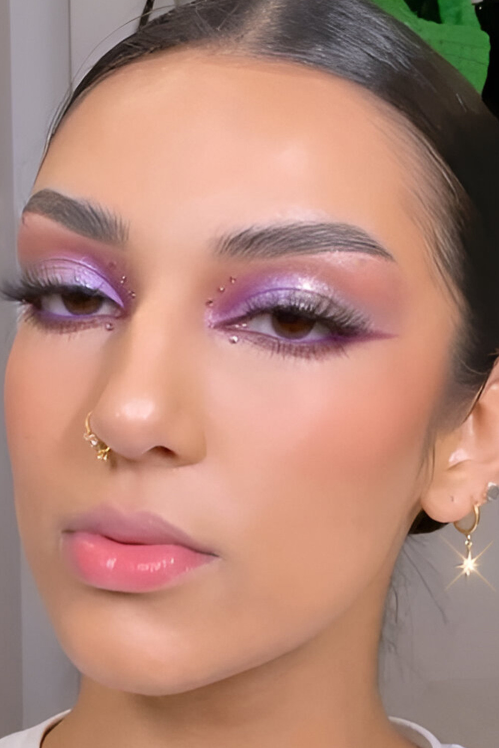 Purple Blush Is Trending — Here’s How to Wear It - Insiderlyfe