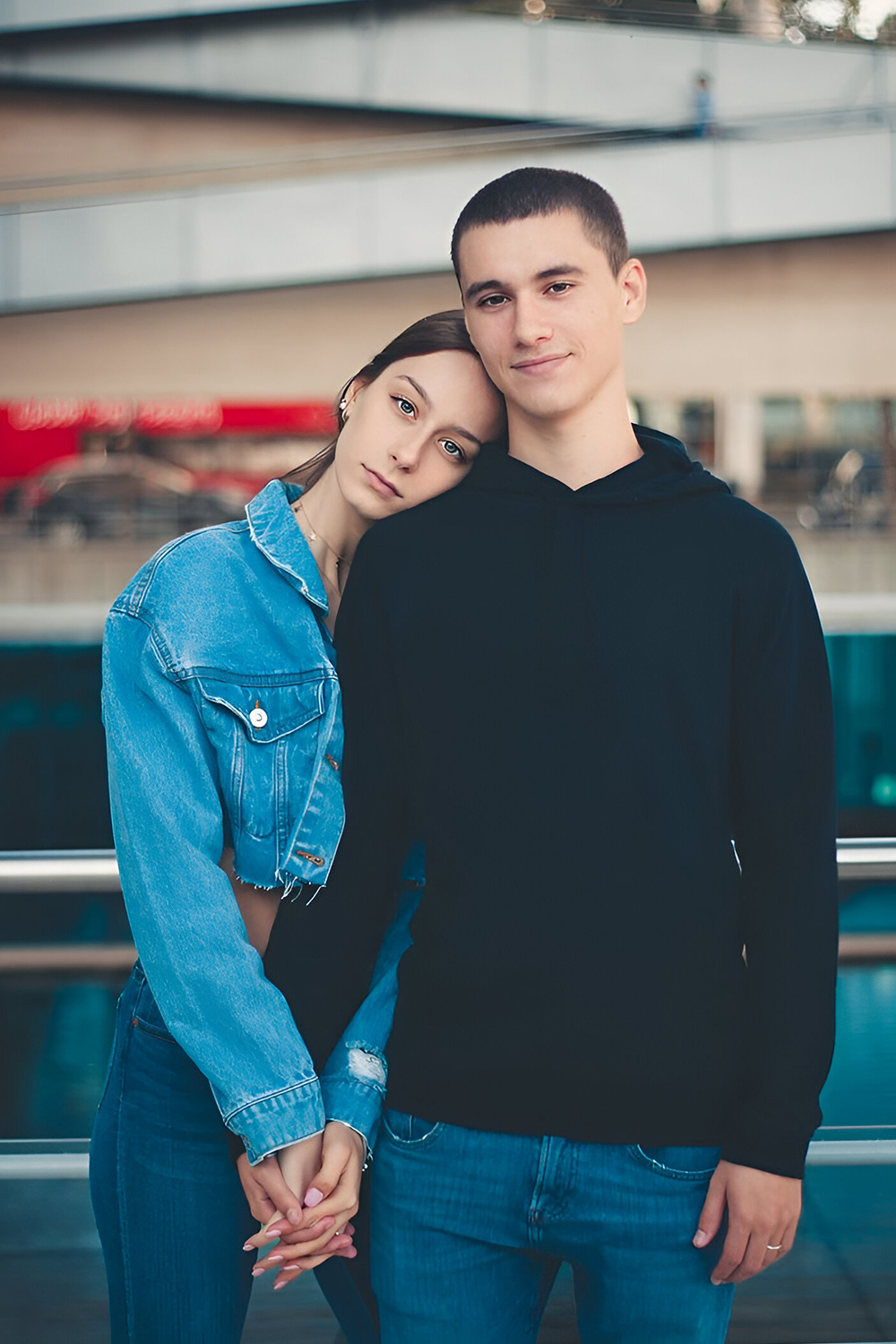 Love in Focus: 25 Effortless Poses for Couples - Insiderlyfe