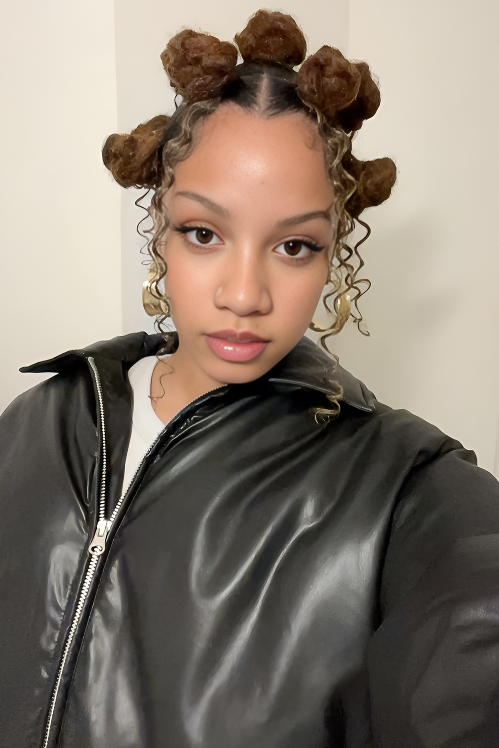 Curls at Ease: 10 Stylish Low-Tension Hair Ideas - Insiderlyfe