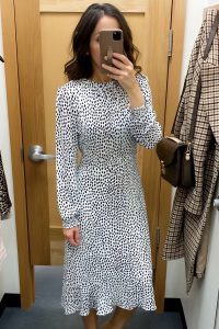 16 Best Work Outfits for That In-Between Fall Weather - Insiderlyfe