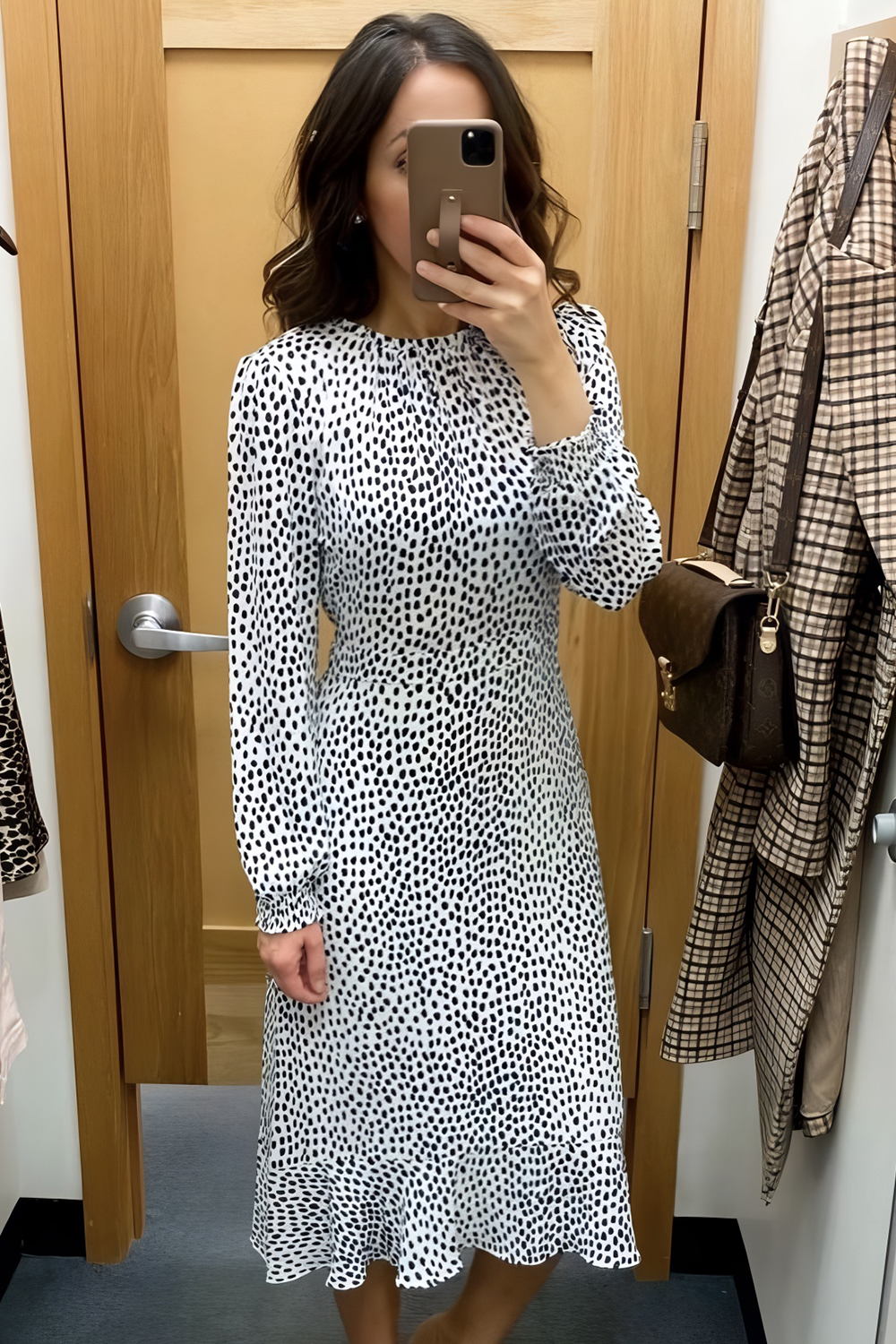 16 Best Work Outfits for That In-Between Fall Weather - Insiderlyfe