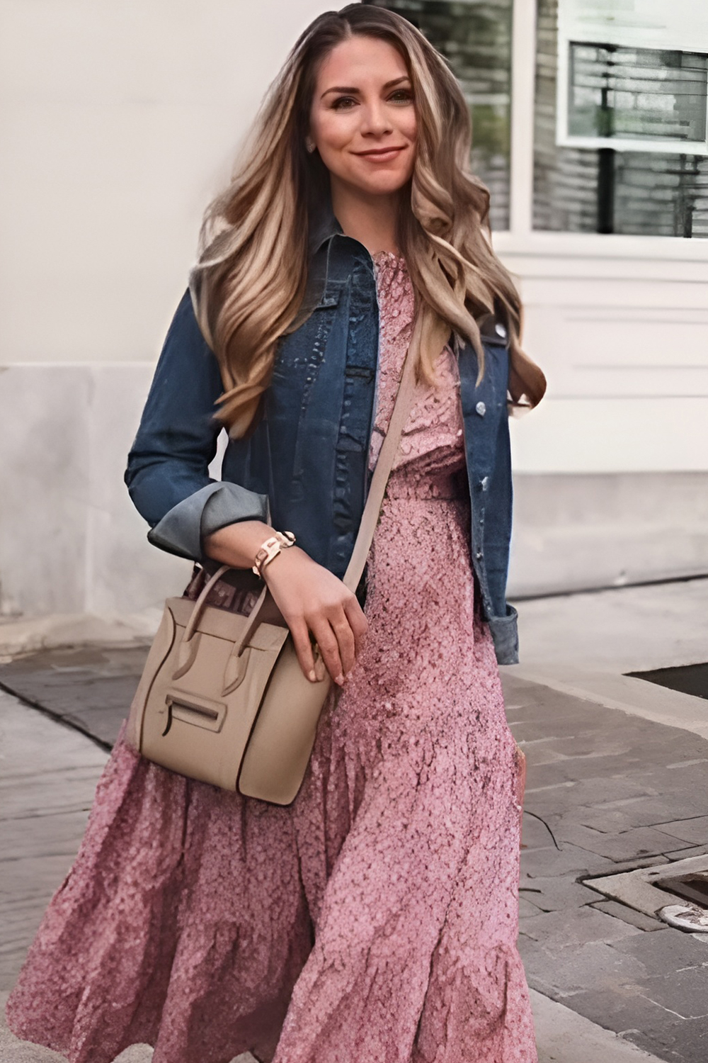 Dress to Impress: 18 Valentine’s Day Outfit Ideas - Insiderlyfe