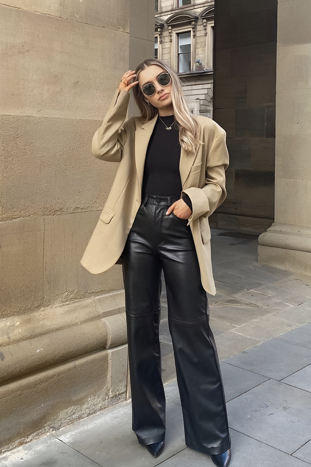 13 Stylish Winter Clubbing Outfits You’ll Love - Insiderlyfe