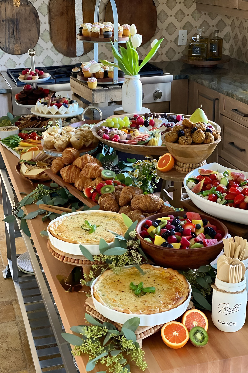 25 Smart Ways to Host Thanksgiving Without Stress - Insiderlyfe