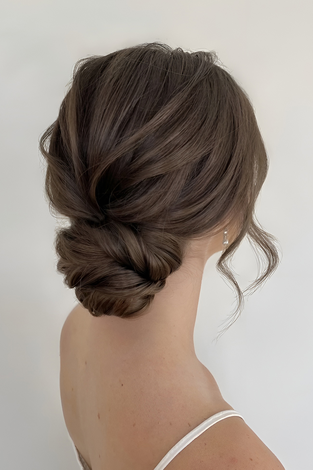 20+ Stylish Hairstyles for Medium Hair You’ll Love - Insiderlyfe