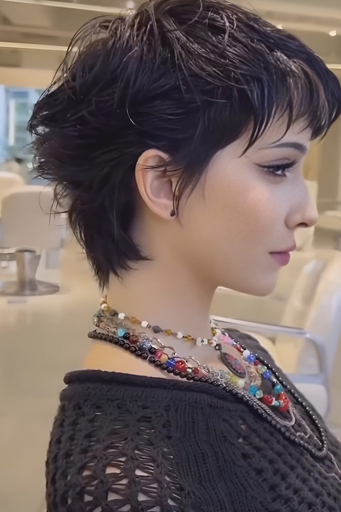 22 Punk Haircuts for Women Who Want a Wild Makeover - Insiderlyfe