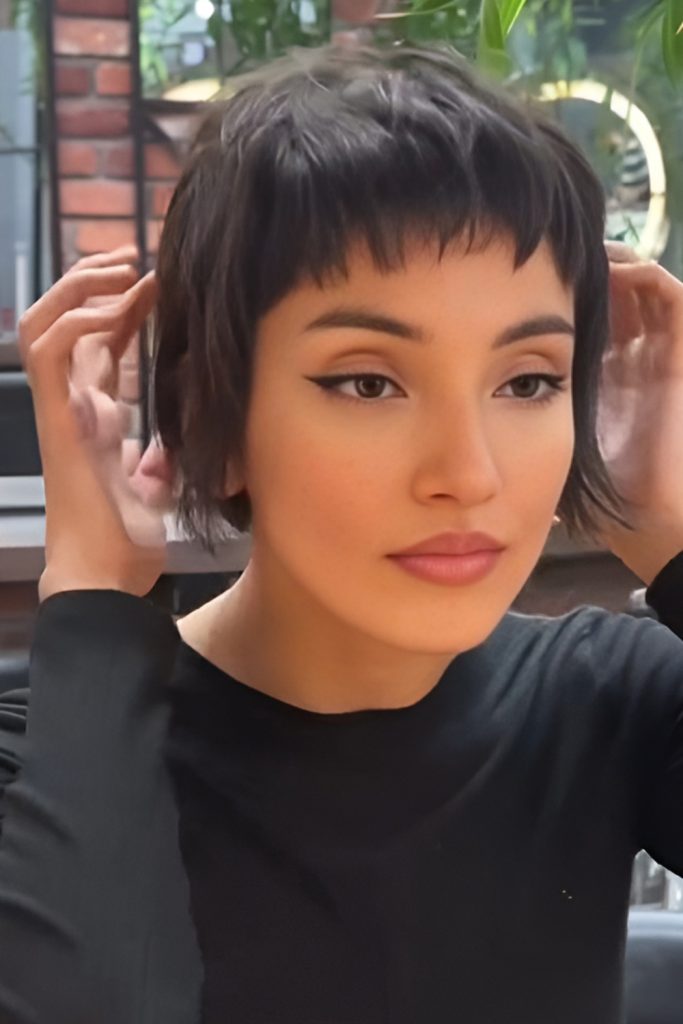 22 Punk Haircuts for Women Who Want a Wild Makeover - Insiderlyfe