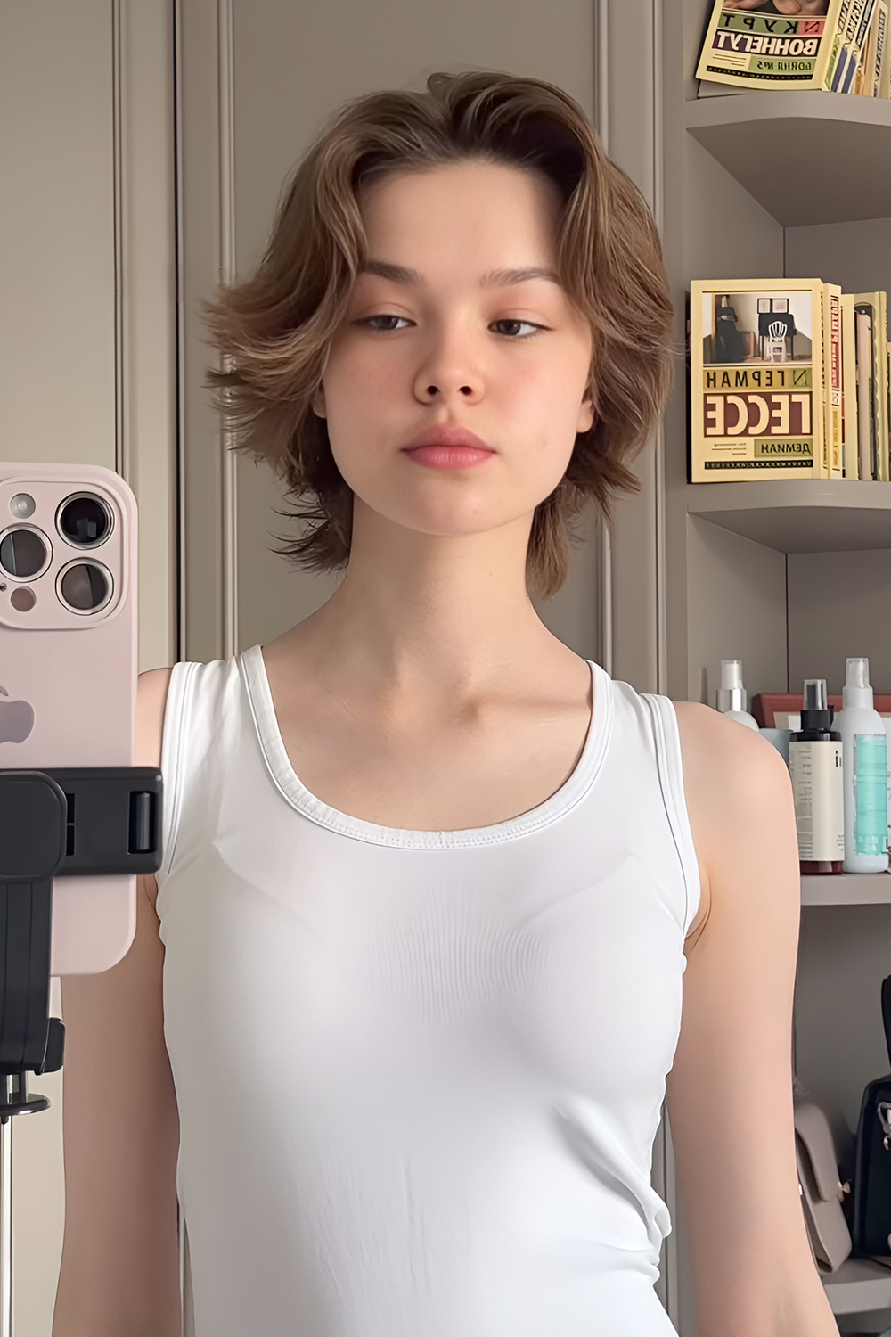 33 Short Shag Haircuts Everyone’s Saving Right Now - Insiderlyfe
